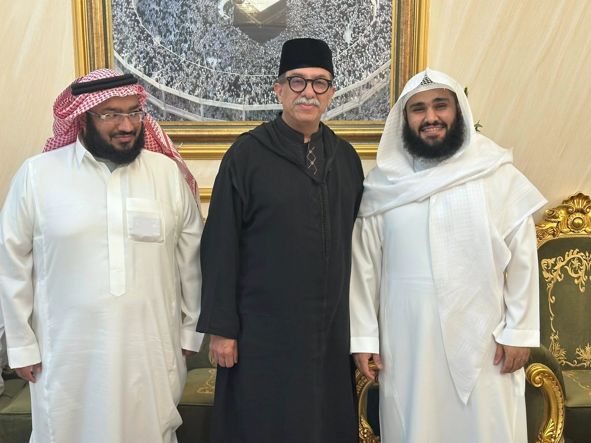 Bangalore Realtor Farooq Mohammed Meets Imam of the Grand Mosque ...